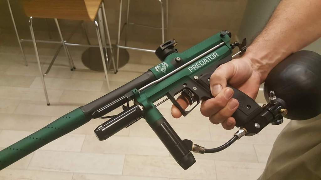 Inception Design herätti eloon Predator Autocockerin – Splatweb